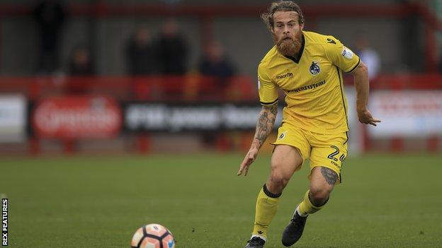 Stuart Sinclair: Bristol Rovers midfielder signs new deal at League One ...