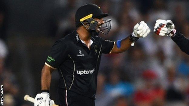 T20 Blast: Derbyshire-Leics quarter-final hopes remain in balance after ...