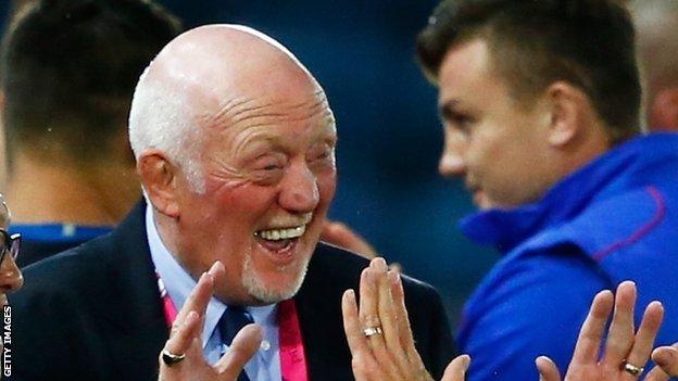 Ex-Wales coach Lynn Howells to leave Romania role - BBC Sport