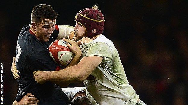 Six Nations: Owen Watkin out to 'prove a point' against Italy - BBC Sport