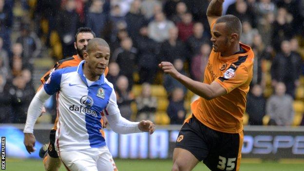 Connor Hunte: Wolves winger joins Stevenage on loan until January - BBC ...