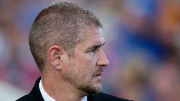 Carl Robinson: Globetrotting coach still hopes to manage Wales - BBC Sport