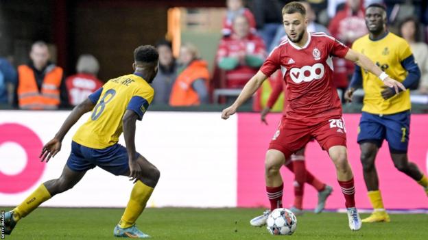 Rangers transfers: Nicolas Raskin deal closer - Michael Beale - BBC Sport