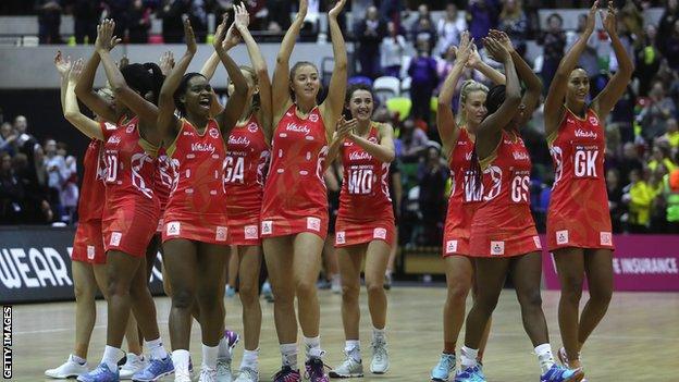 Netball: England fight back to beat New Zealand in extra time - BBC Sport
