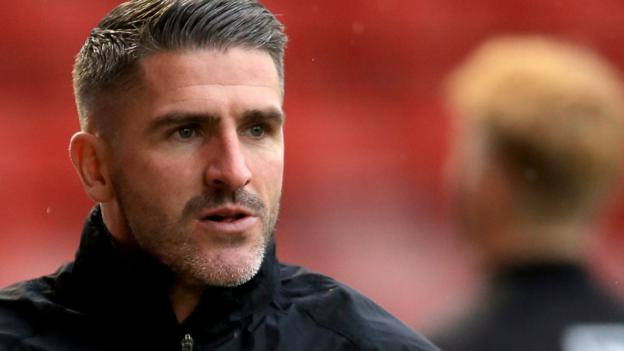 Ryan Lowe: Bury re-sign Crewe striker for player-coach role - BBC Sport