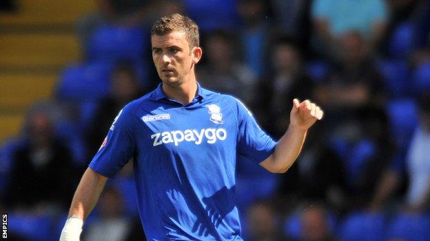 Gavin Gunning: Oldham Athletic sign central defender - BBC Sport