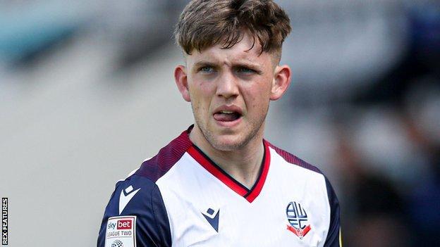 Ben Jackson: Doncaster Rovers sign Huddersfield Town left-back - BBC Sport