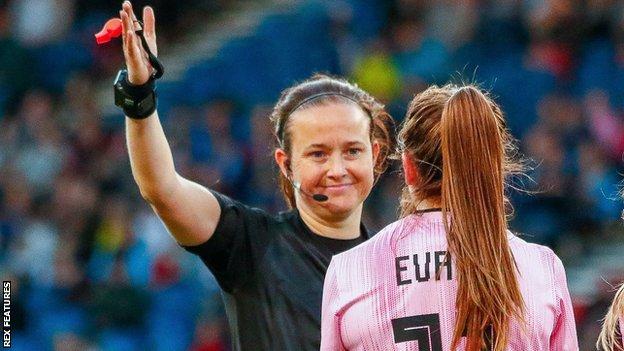Cheryl Foster: Ex-Wales international rises to Uefa elite referees list ...