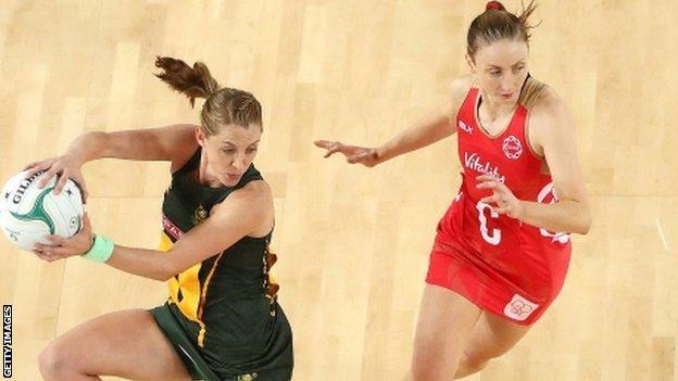 Netball Quad Series: England beat South Africa & Jade Clarke sets ...