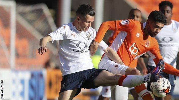 Dan Potts: Luton Town left-back signs new deal with League Two side ...