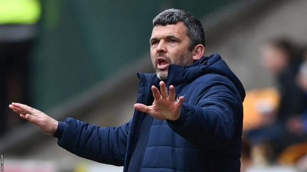 Callum Davidson: Departed boss backs St Johnstone to stay up - BBC Sport