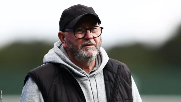 Gary Johnson: Torquay United manager plans heart-to-heart talks with ...