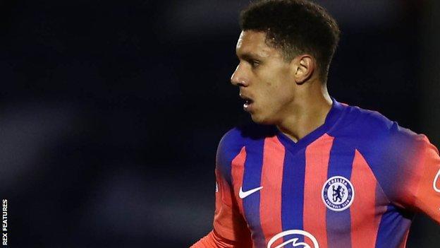 Henry Lawrence: Wimbledon sign Chelsea full-back on loan - BBC Sport