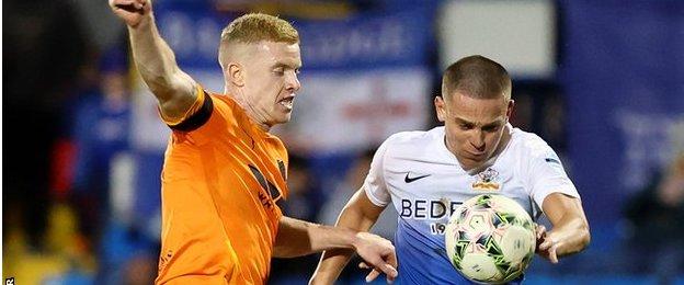 Irish Premiership: Glentoran hammer Larne 4-0 to move top of the table - BBC Sport