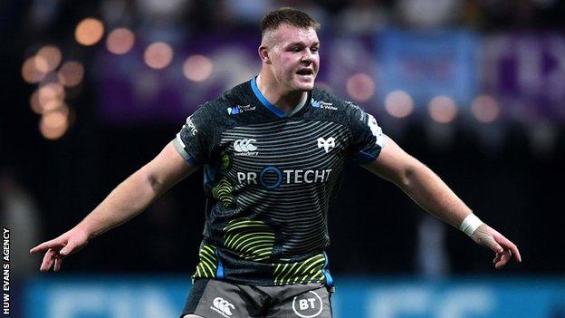 Six Nations 2020: Wales call up Dewi Lake and Taine Basham - BBC Sport