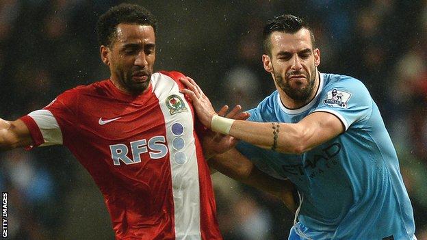 Burton: Lee Williamson, Lloyd Dyer and Ryan Delaney join Championship ...