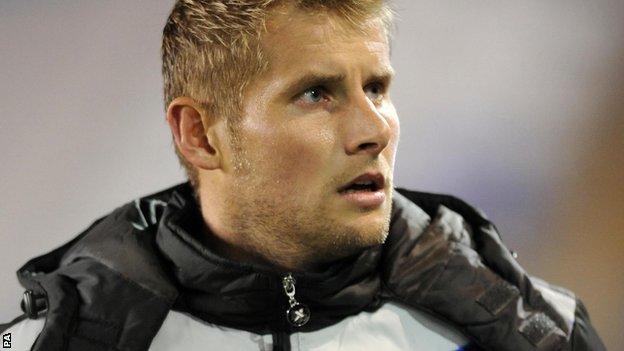 Birmingham City's Dave Watson appointed to Roy Hodgson's staff - BBC Sport