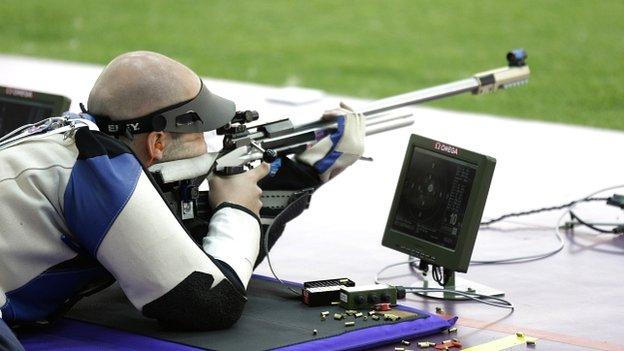 Olympics shooting: Italy's Niccolo Campriani wins gold - BBC Sport