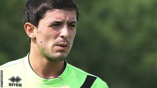 Derby County sign Michael Hoganson after Newcastle exit - BBC Sport