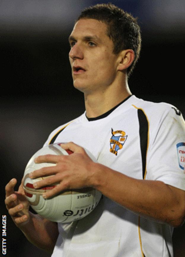 AFC Telford sign ex-Port Vale midfielder Kris Taylor - BBC Sport