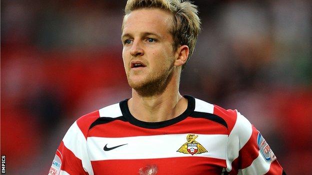 Doncaster Rovers' James Coppinger rejects Barnsley - BBC Sport