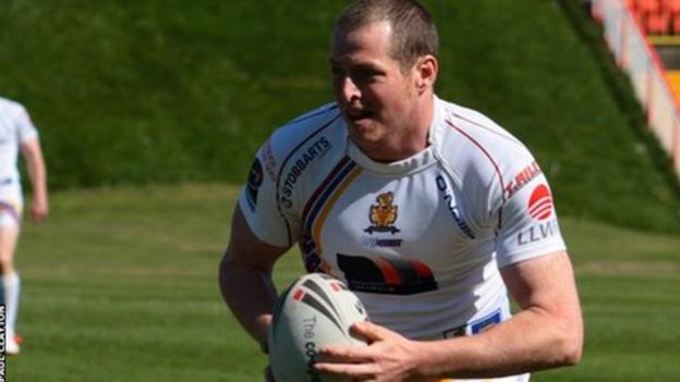 Scott McAvoy and Neil Thorman sign for Whitehaven for 2013 - BBC Sport