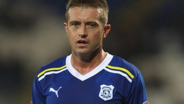 Midfielder Stephen McPhail aims to secure new Cardiff contract - BBC Sport