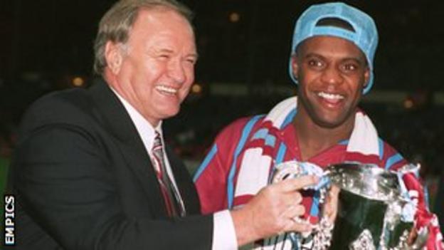 Sporting spotlight: Ron Atkinson - BBC Sport