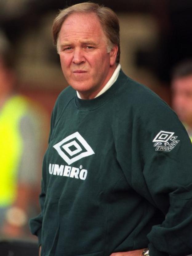 Craig Brown - A managerial career in pictures - BBC Sport