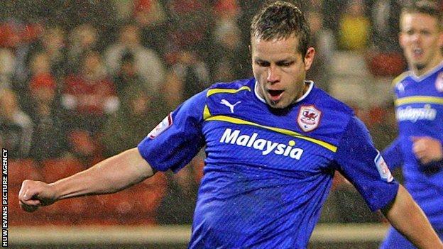 Cardiff City: Heidar Helguson to miss Charlton clash through injury ...