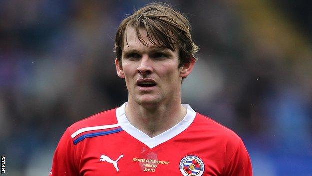 Ipswich Town to offer Reading's Jay Tabb a contract - BBC Sport