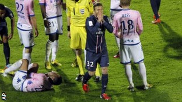 David Beckham sent off after six minutes in PSG victory - BBC Sport