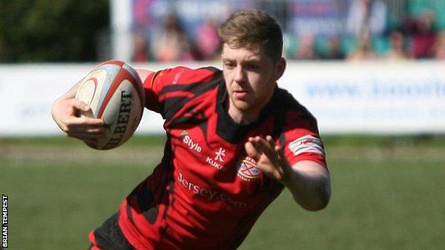Full-back Glenn Bryce to leave Jersey after two seasons - BBC Sport