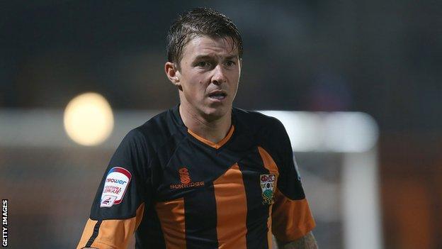 Barnet release Chiro N'Toko, Liam O'Brien & John Oster - BBC Sport