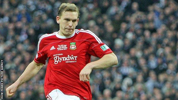 Wrexham chief executive Don Bircham derides Forest Green - BBC Sport