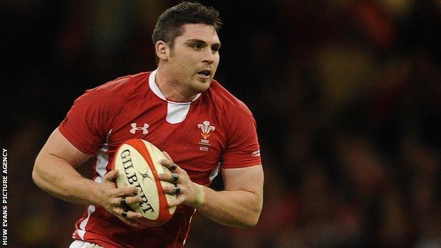 Wales v Japan: Rob McCusker feels pressure to perform - BBC Sport