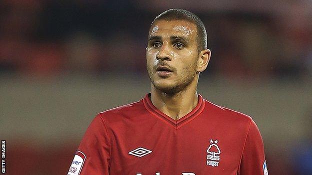 Nottingham Forest striker Marcus Tudgay signs new contract - BBC Sport