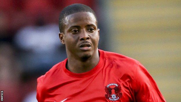 Kevin Lisbie: Leyton Orient must build on winning start - BBC Sport