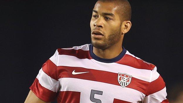 Oguchi Onyewu: QPR sign USA international defender - BBC Sport