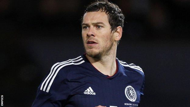 Gordon Greer: Brighton defender savours Scotland debut - BBC Sport