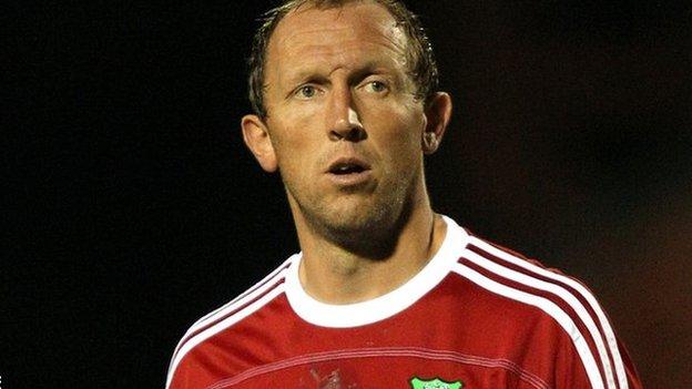 Wrexham manager Andy Morrell happy with playing cameo - BBC Sport