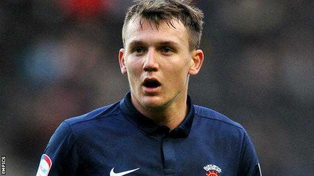 Charlie Wyke: AFC Wimbledon sign Middlesbrough striker on loan - BBC Sport