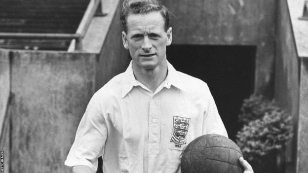 Sir Tom Finney's life in pictures - BBC Sport