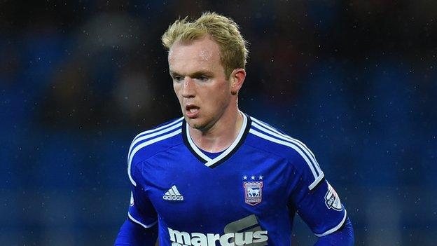 Jonny Williams: Ipswich Town unsure midfielder will return - BBC Sport