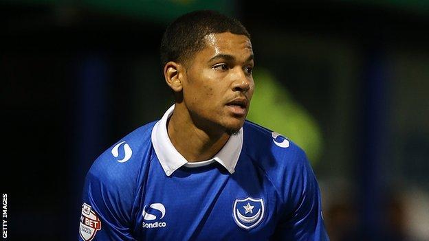 Alex Wynter and Kaspars Gorkss get Colchester United deals - BBC Sport