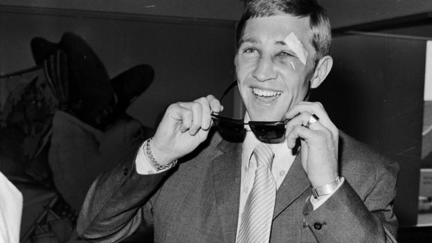 Boxer Ken Buchanan on Ali, Duran and his battle with alcohol - BBC Sport