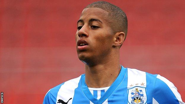 Jake Carroll: Hartlepool United sign ex-Huddersfield defender - BBC Sport