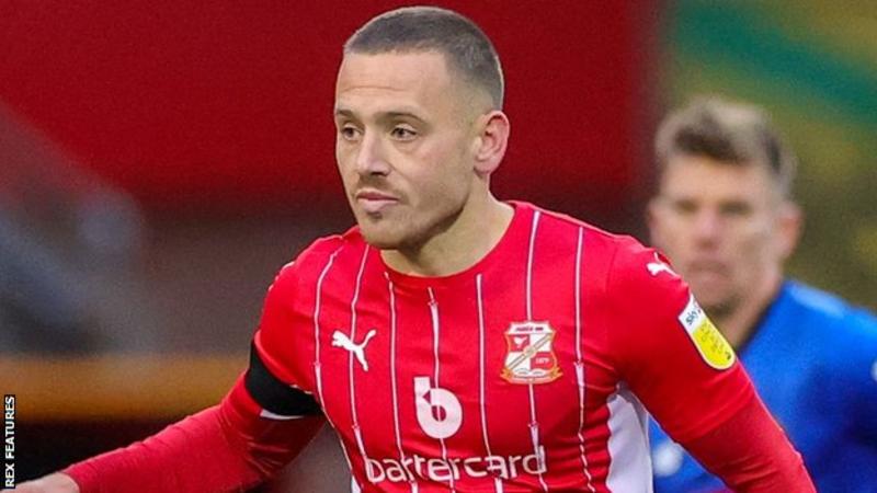 Jack Payne: Charlton Athletic sign former Swindon Town midfielder - BBC ...