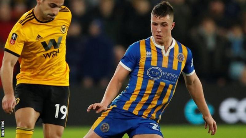 Ryan Sears: Shrewsbury Town defender faces nine months out with knee ...