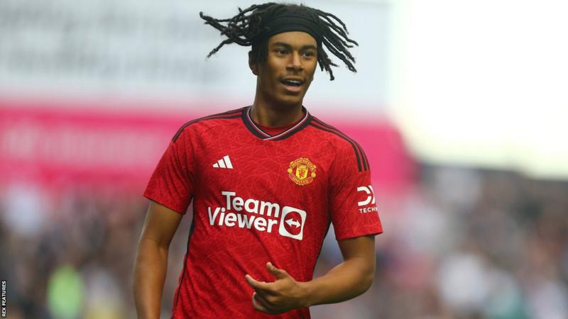 Maxi Oyedele: Manchester United midfielder joins Forest Green Rovers on ...